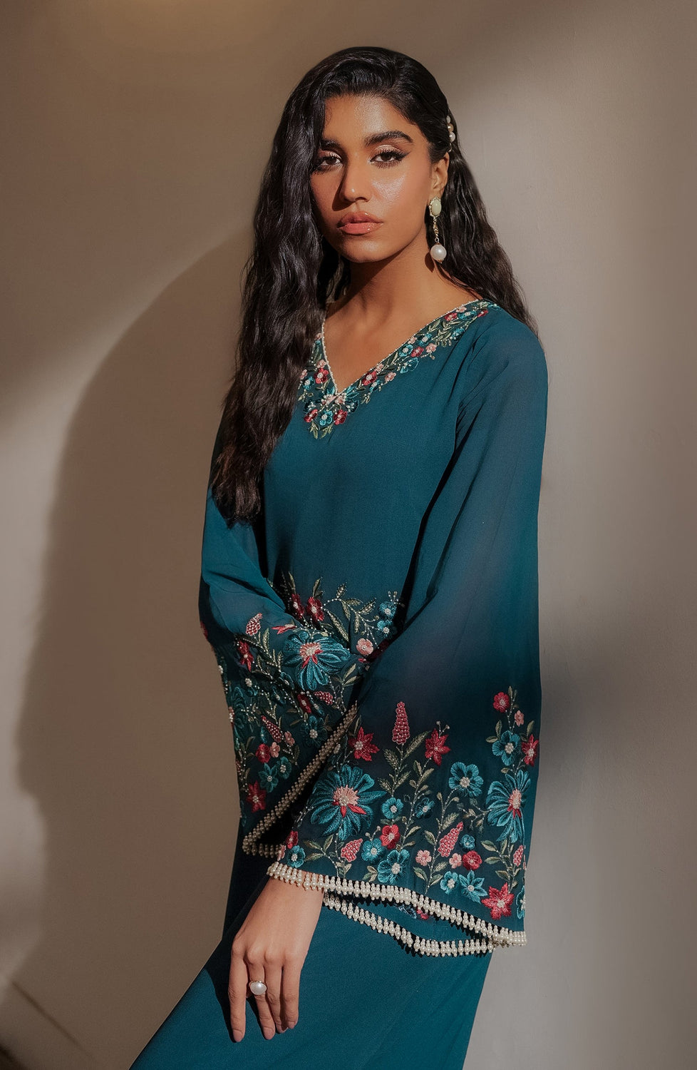 FLORA GRACE – Caia